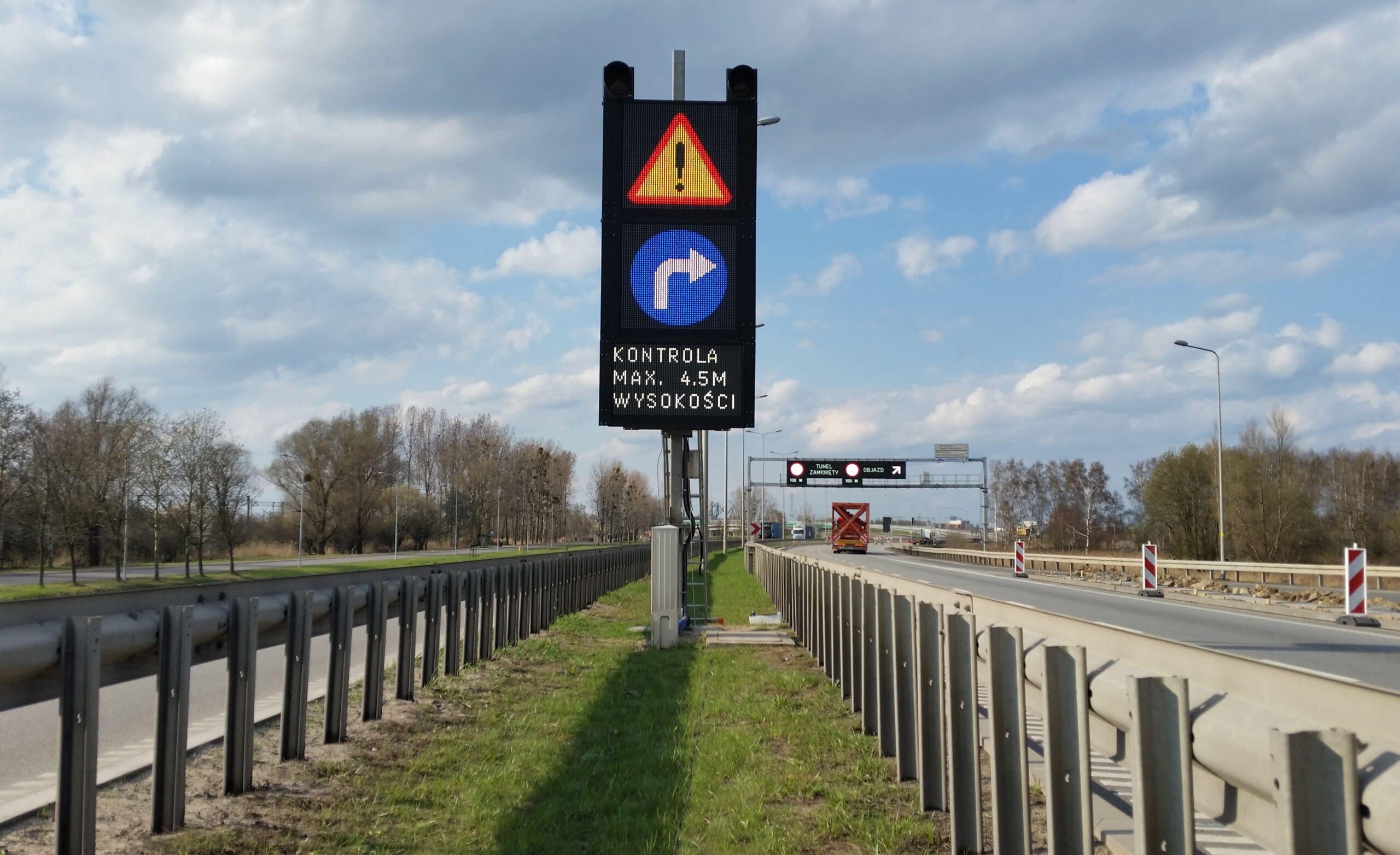 Znaki o zmiennej treści – TRAX Elektronik